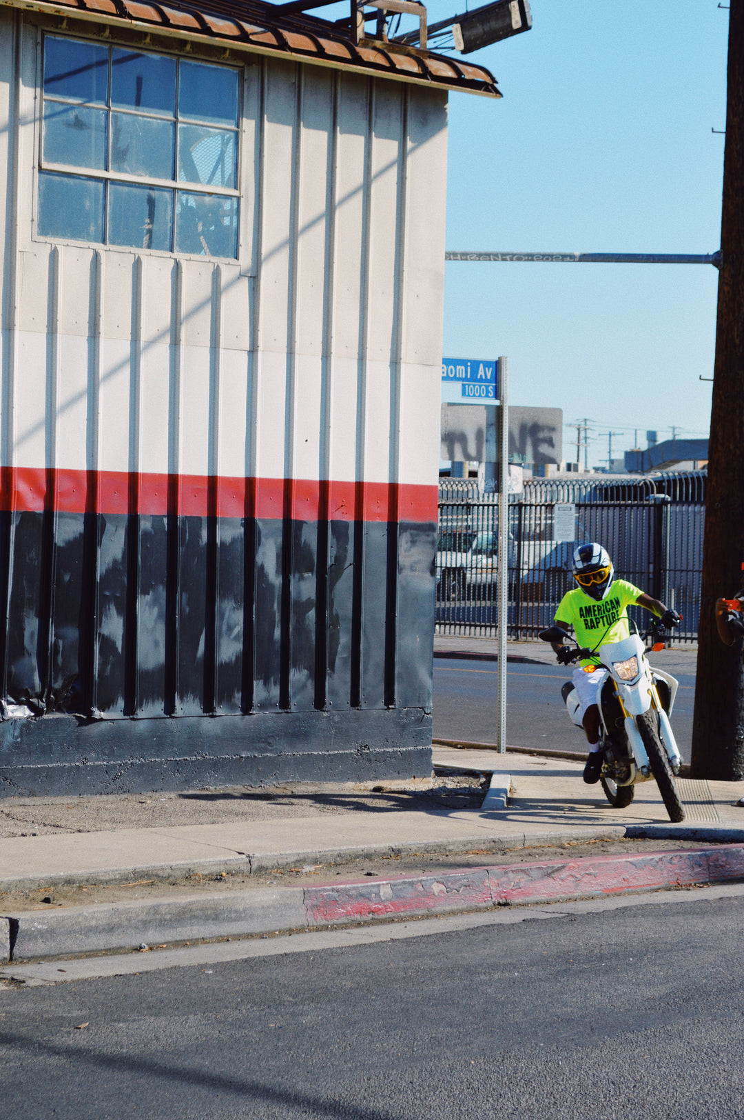 "American Rapture" Tee – VIOLET